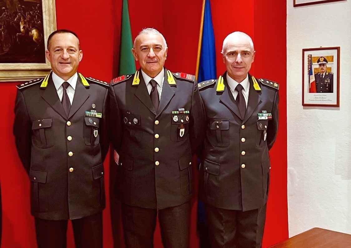 Per oltre 40 anni nelle Fiamme gialle: il saluto al finanziere Pasquale ...