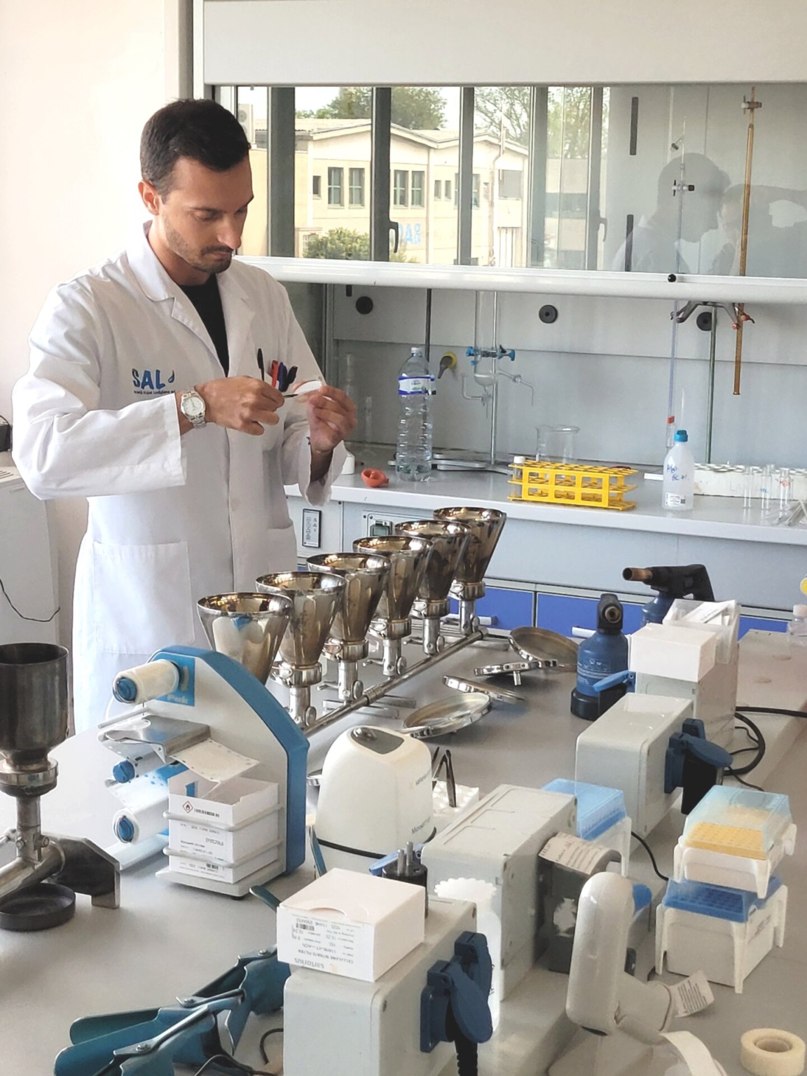 "Laboratorio e test sotto controllo": le analisi di Sal superano tutti ...